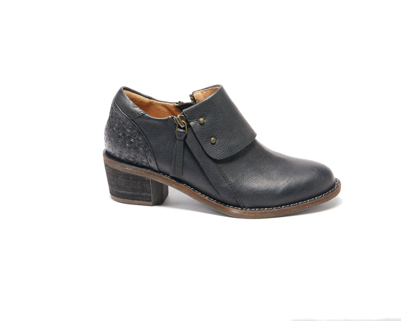 Michelle – Halsa Footwear